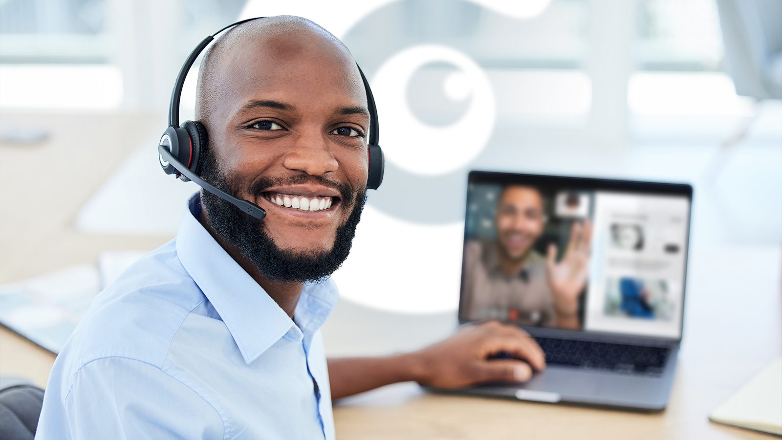 Customer First: The Power of Live Video Commerce for Retail Staff and ...